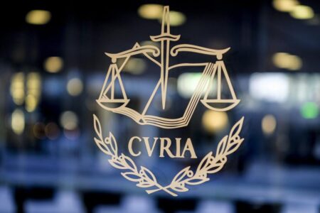 ΔΕΕ 246/25 Καταχρηστικές ρήτρες στις συμβάσεις καταναλωτικής πίστης και ...